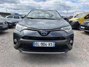 Grey Toyota RAV4 2017 in Vilnius, with an engine capacity of 2.49 L and mileage of 177 thousand km for 16300 €, photo 8 on AUTOMOTO.COM.LV