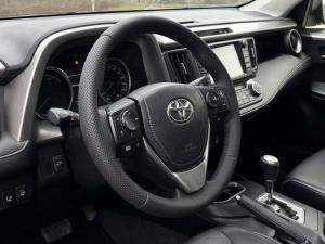 Grey Toyota RAV4 2017 in Jelgava, with an engine capacity of 2.50 L and mileage of 192 thousand km for 13790 €, photo 20 on AUTOMOTO.COM.LV