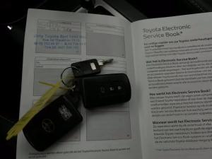 Grey Toyota RAV4 2017 in Jelgava, with an engine capacity of 2.50 L and mileage of 192 thousand km for 13790 €, photo 27 on AUTOMOTO.COM.LV
