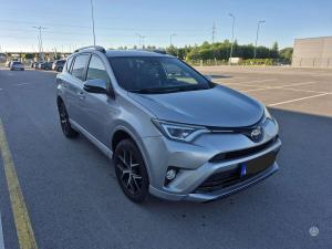 Pelēks Toyota RAV4 2017 Kauņa, ar dzinēja tilpumu 2.49 L un nobraukumu 118 tūkst. km par 20700 €, foto 13 vietnē AUTOMOTO.COM.LV