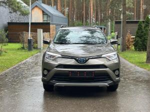 Pelēks Toyota RAV4 2017 Viļņa, ar dzinēja tilpumu 2.49 L un nobraukumu 241 tūkst. km par 16500 €, foto 8 vietnē AUTOMOTO.COM.LV