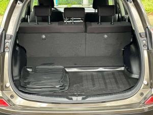 Pelēks Toyota RAV4 2017 Viļņa, ar dzinēja tilpumu 2.49 L un nobraukumu 241 tūkst. km par 16500 €, foto 20 vietnē AUTOMOTO.COM.LV