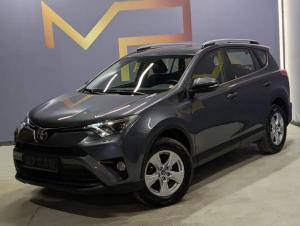 Grey Toyota RAV4 2017 in Jurmala, with an engine capacity of 2.00 L and mileage of 293 thousand km for 12750 €, photo 4 on AUTOMOTO.COM.LV