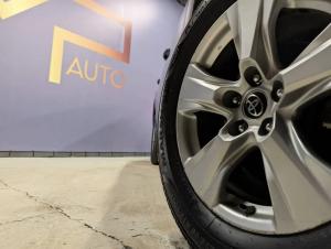 Grey Toyota RAV4 2017 in Jurmala, with an engine capacity of 2.00 L and mileage of 293 thousand km for 12750 €, photo 12 on AUTOMOTO.COM.LV