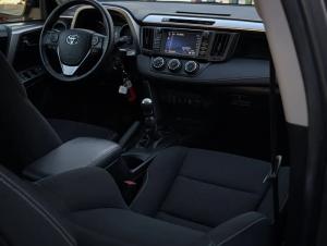 Grey Toyota RAV4 2017 in Jurmala, with an engine capacity of 2.00 L and mileage of 293 thousand km for 12750 €, photo 22 on AUTOMOTO.COM.LV
