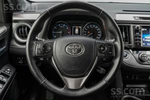 Pelēks Toyota RAV4 2017 Ogre, ar dzinēja tilpumu 2.00 L un nobraukumu 179 tūkst. km par 14500 €, foto 13 vietnē AUTOMOTO.COM.LV
