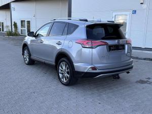 Pelēks Toyota RAV4 2017 Viļņa, ar dzinēja tilpumu 2.49 L un nobraukumu 149 tūkst. km par 19700 €, foto 4 vietnē AUTOMOTO.COM.LV