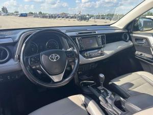 Grey Toyota RAV4 2017 in Vilnius, with an engine capacity of 2.49 L and mileage of 54 thousand km for 17700 €, photo 18 on AUTOMOTO.COM.LV