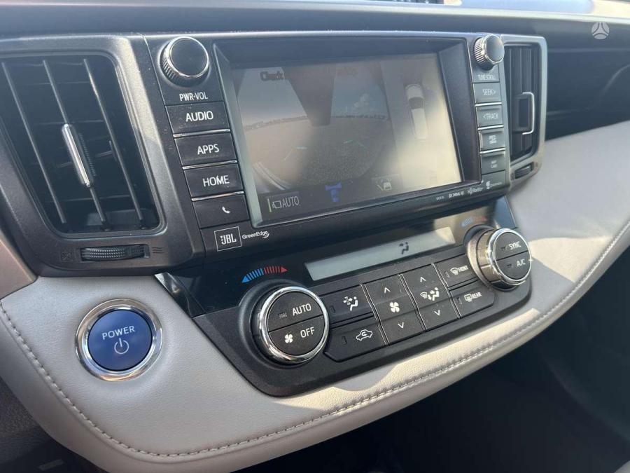 Grey Toyota RAV4 2017 in Vilnius, with an engine capacity of 2.49 L and mileage of 54 thousand km for 17700 €, photo 35 on AUTOMOTO.COM.LV