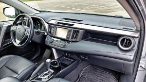 Pelēks Toyota RAV4 2017 Viļņa, ar dzinēja tilpumu 2.49 L un nobraukumu 135 tūkst. km par 18800 €, foto 20 vietnē AUTOMOTO.COM.LV