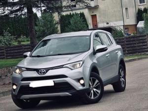 Grey Toyota RAV4 2017 in Vilnius, with an engine capacity of 2.00 L and mileage of 260 thousand km for 9650 €, photo 4 on AUTOMOTO.COM.LV
