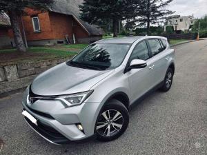 Grey Toyota RAV4 2017 in Vilnius, with an engine capacity of 2.00 L and mileage of 260 thousand km for 9650 €, photo 5 on AUTOMOTO.COM.LV