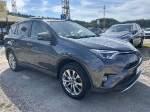 Grey Toyota RAV4 2017 in Vilnius, with an engine capacity of 2.00 L and mileage of 208 thousand km for 14300 €, photo 3 on AUTOMOTO.COM.LV