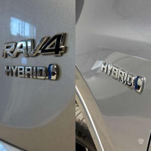 Grey Toyota RAV4 2017 in Klaipeda, with an engine capacity of 2.49 L and mileage of 227 thousand km for 16900 €, photo 19 on AUTOMOTO.COM.LV