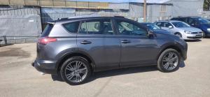Pelēks Toyota RAV4 2017 Klaipėda, ar dzinēja tilpumu 2.00 L un nobraukumu 225 tūkst. km par 12450 €, foto 4 vietnē AUTOMOTO.COM.LV