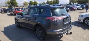 Pelēks Toyota RAV4 2017 Klaipėda, ar dzinēja tilpumu 2.00 L un nobraukumu 225 tūkst. km par 12450 €, foto 8 vietnē AUTOMOTO.COM.LV