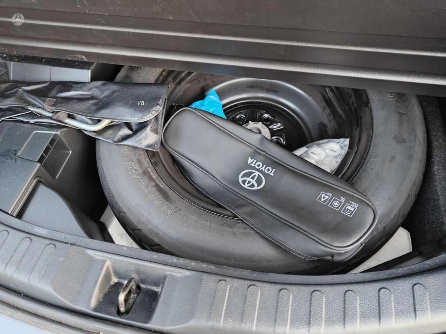 Pelēks Toyota RAV4 2017 Viļņa, ar dzinēja tilpumu 2.49 L un nobraukumu 297 tūkst. km par 13500 €, foto 19 vietnē AUTOMOTO.COM.LV