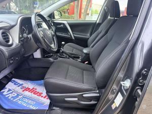 Grey Toyota RAV4 2017 in Ukmerge, with an engine capacity of 2.00 L and mileage of 245 thousand km for 12750 €, photo 8 on AUTOMOTO.COM.LV