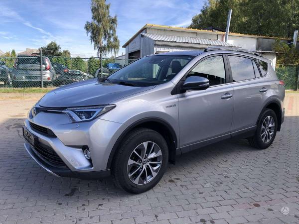 Pelēks Toyota RAV4 2017 Utena, ar dzinēja tilpumu 0.00 L un nobraukumu 129 tūkst. km par 17800 €, foto 1 vietnē AUTOMOTO.COM.LV