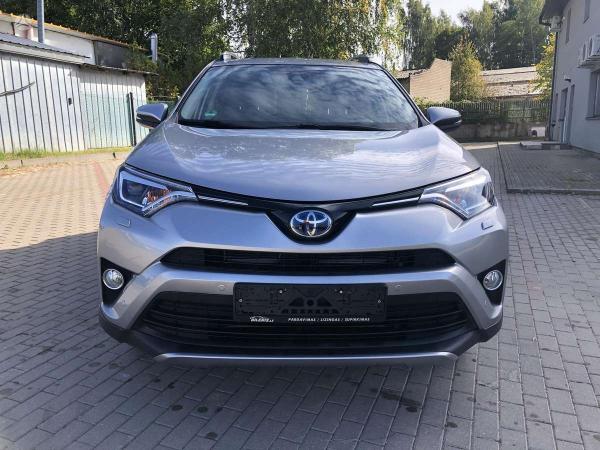 Pelēks Toyota RAV4 2017 Utena, ar dzinēja tilpumu 0.00 L un nobraukumu 129 tūkst. km par 17800 €, foto 3 vietnē AUTOMOTO.COM.LV