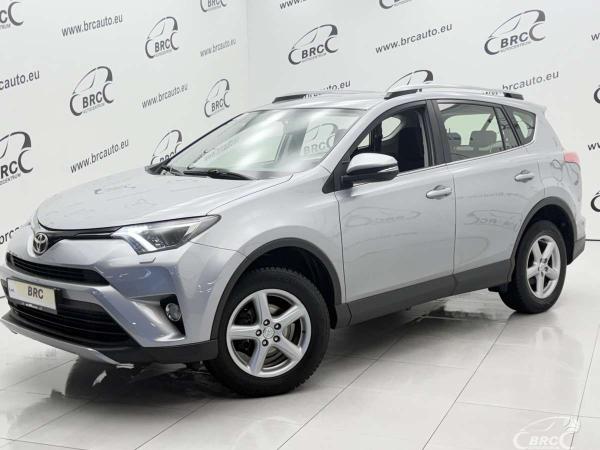 Pelēks Toyota RAV4 2018 Viļņa, ar dzinēja tilpumu 1.99 L un nobraukumu 136 tūkst. km par 17500 €, foto 1 vietnē AUTOMOTO.COM.LV