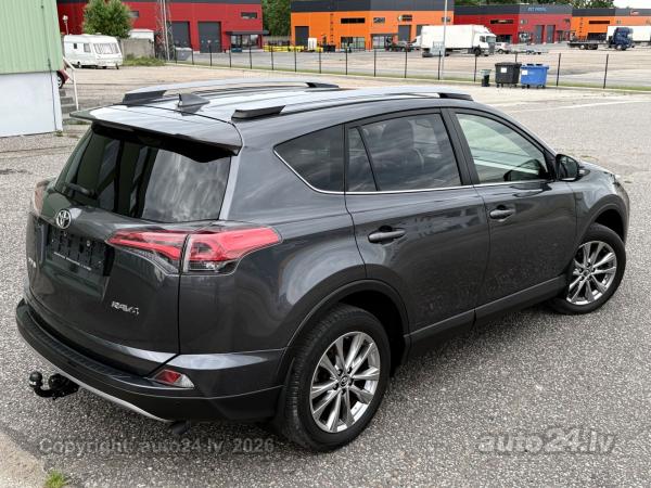 Pelēks Toyota RAV4 2018 Tartu, ar dzinēja tilpumu 2.00 L un nobraukumu 170 tūkst. km par 18499 €, foto 4 vietnē AUTOMOTO.COM.LV