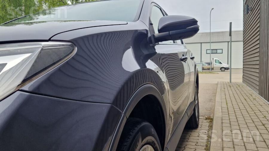 Pelēks Toyota RAV4 2018 Jelgava, ar dzinēja tilpumu 2.00 L un nobraukumu 235 tūkst. km par 15950 €, foto 11 vietnē AUTOMOTO.COM.LV