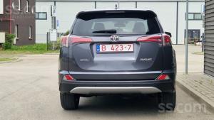 Pelēks Toyota RAV4 2018 Jelgava, ar dzinēja tilpumu 2.00 L un nobraukumu 235 tūkst. km par 15950 €, foto 18 vietnē AUTOMOTO.COM.LV