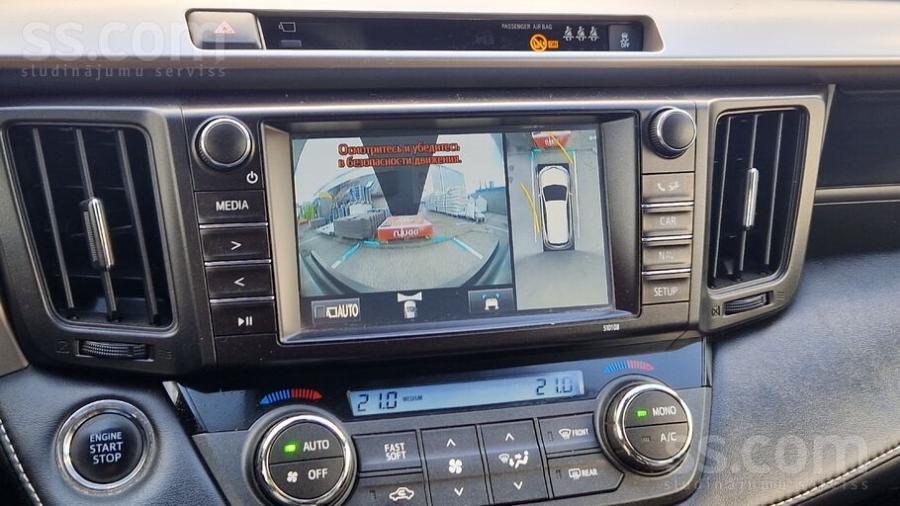 Pelēks Toyota RAV4 2018 Jelgava, ar dzinēja tilpumu 2.00 L un nobraukumu 235 tūkst. km par 15950 €, foto 35 vietnē AUTOMOTO.COM.LV