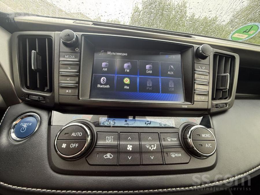 Pelēks Toyota RAV4 2018 Rīga, ar dzinēja tilpumu 2.50 L un nobraukumu 140 tūkst. km par 16997 €, foto 22 vietnē AUTOMOTO.COM.LV