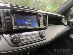 Pelēks Toyota RAV4 2018 Rīga, ar dzinēja tilpumu 2.50 L un nobraukumu 140 tūkst. km par 16997 €, foto 27 vietnē AUTOMOTO.COM.LV