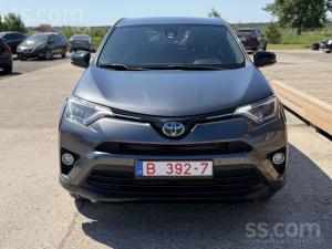 Pelēks Toyota RAV4 2018 Rīga, ar dzinēja tilpumu 2.50 L un nobraukumu 221 tūkst. km par 15500 €, foto 3 vietnē AUTOMOTO.COM.LV