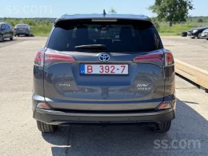 Pelēks Toyota RAV4 2018 Rīga, ar dzinēja tilpumu 2.50 L un nobraukumu 221 tūkst. km par 15500 €, foto 20 vietnē AUTOMOTO.COM.LV