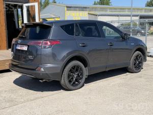 Pelēks Toyota RAV4 2018 Rīga, ar dzinēja tilpumu 2.50 L un nobraukumu 221 tūkst. km par 15500 €, foto 21 vietnē AUTOMOTO.COM.LV