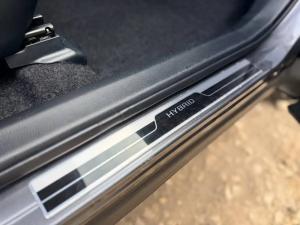 Pelēks Toyota RAV4 2018 Rīga, ar dzinēja tilpumu 2.50 L un nobraukumu 193 tūkst. km par 16500 €, foto 23 vietnē AUTOMOTO.COM.LV