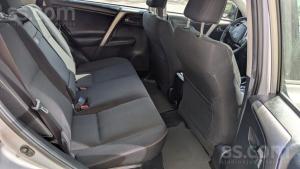 Pelēks Toyota RAV4 2018 Rīga, ar dzinēja tilpumu 2.50 L un nobraukumu 122 tūkst. km par 17500 €, foto 8 vietnē AUTOMOTO.COM.LV