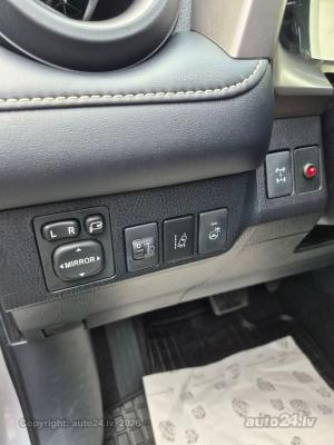 Pelēks Toyota RAV4 2018 Tallina, ar dzinēja tilpumu 2.00 L un nobraukumu 123 tūkst. km par 15999 €, foto 11 vietnē AUTOMOTO.COM.LV