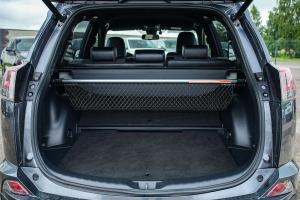 Pelēks Toyota RAV4 2018 Marijampole, ar dzinēja tilpumu 2.49 L un nobraukumu 213 tūkst. km par 16450 €, foto 16 vietnē AUTOMOTO.COM.LV