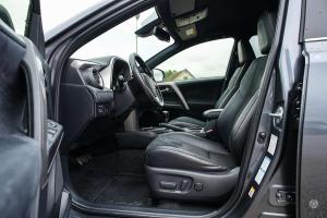 Pelēks Toyota RAV4 2018 Marijampole, ar dzinēja tilpumu 2.49 L un nobraukumu 213 tūkst. km par 16450 €, foto 29 vietnē AUTOMOTO.COM.LV