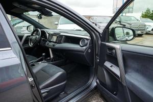 Pelēks Toyota RAV4 2018 Marijampole, ar dzinēja tilpumu 2.49 L un nobraukumu 213 tūkst. km par 16450 €, foto 36 vietnē AUTOMOTO.COM.LV