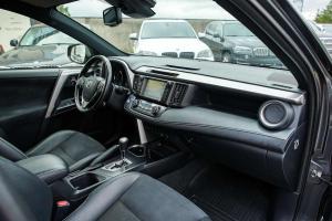 Pelēks Toyota RAV4 2018 Marijampole, ar dzinēja tilpumu 2.49 L un nobraukumu 213 tūkst. km par 16450 €, foto 37 vietnē AUTOMOTO.COM.LV