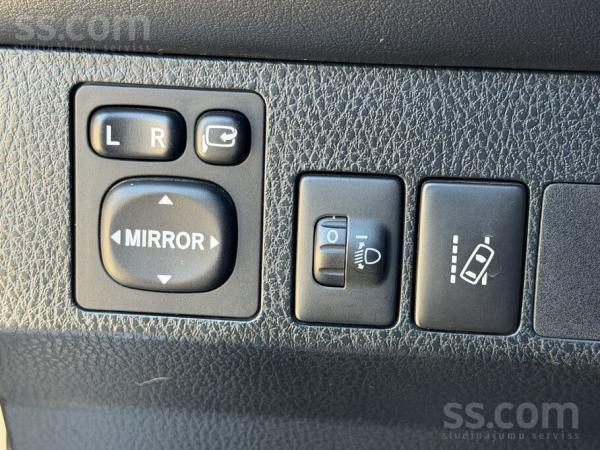 Pelēks Toyota RAV4 2018 Rīga, ar dzinēja tilpumu 2.50 L un nobraukumu 219 tūkst. km par 15900 €, foto 7 vietnē AUTOMOTO.COM.LV