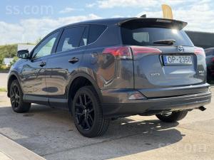 Pelēks Toyota RAV4 2018 Rīga, ar dzinēja tilpumu 2.50 L un nobraukumu 219 tūkst. km par 15900 €, foto 20 vietnē AUTOMOTO.COM.LV