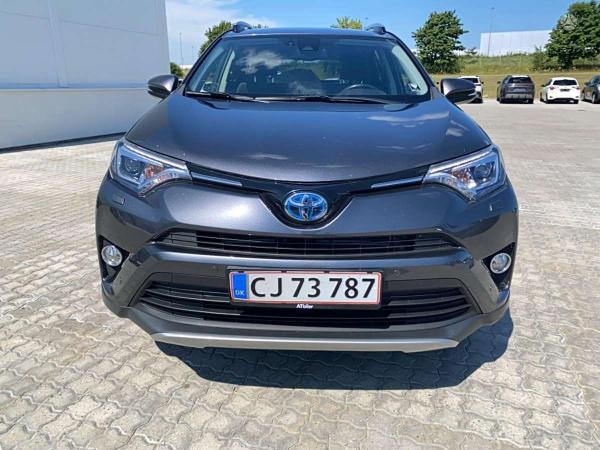 Pelēks Toyota RAV4 2018 Utena, ar dzinēja tilpumu 2.49 L un nobraukumu 120 tūkst. km par 15990 €, foto 2 vietnē AUTOMOTO.COM.LV