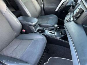 Grey Toyota RAV4 2018 in Vilnius, with an engine capacity of 2.49 L and mileage of 209 thousand km for 17900 €, photo 29 on AUTOMOTO.COM.LV