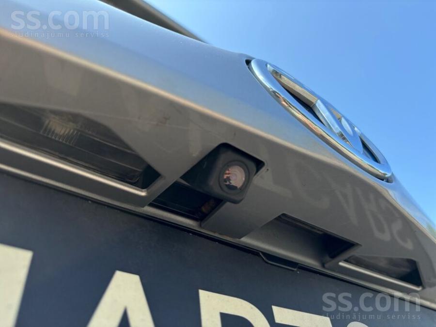 Grey Toyota RAV4 2018 in Riga, with an engine capacity of 2.50 L and mileage of 124 thousand km for 19300 €, photo 27 on AUTOMOTO.COM.LV