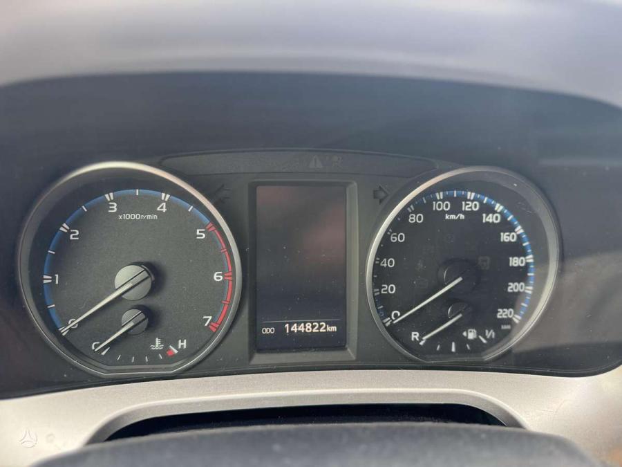 Pelēks Toyota RAV4 2018 Utena, ar dzinēja tilpumu 2.00 L un nobraukumu 144 tūkst. km par 13900 €, foto 20 vietnē AUTOMOTO.COM.LV