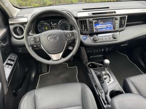 Pelēks Toyota RAV4 2018 Kauņa, ar dzinēja tilpumu 2.49 L un nobraukumu 230 tūkst. km par 17950 €, foto 11 vietnē AUTOMOTO.COM.LV