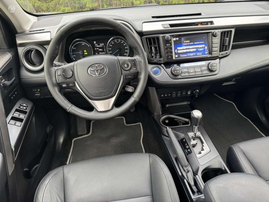 Pelēks Toyota RAV4 2018 Kauņa, ar dzinēja tilpumu 2.49 L un nobraukumu 230 tūkst. km par 17950 €, foto 11 vietnē AUTOMOTO.COM.LV