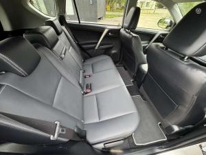 Pelēks Toyota RAV4 2018 Kauņa, ar dzinēja tilpumu 2.49 L un nobraukumu 230 tūkst. km par 17950 €, foto 14 vietnē AUTOMOTO.COM.LV